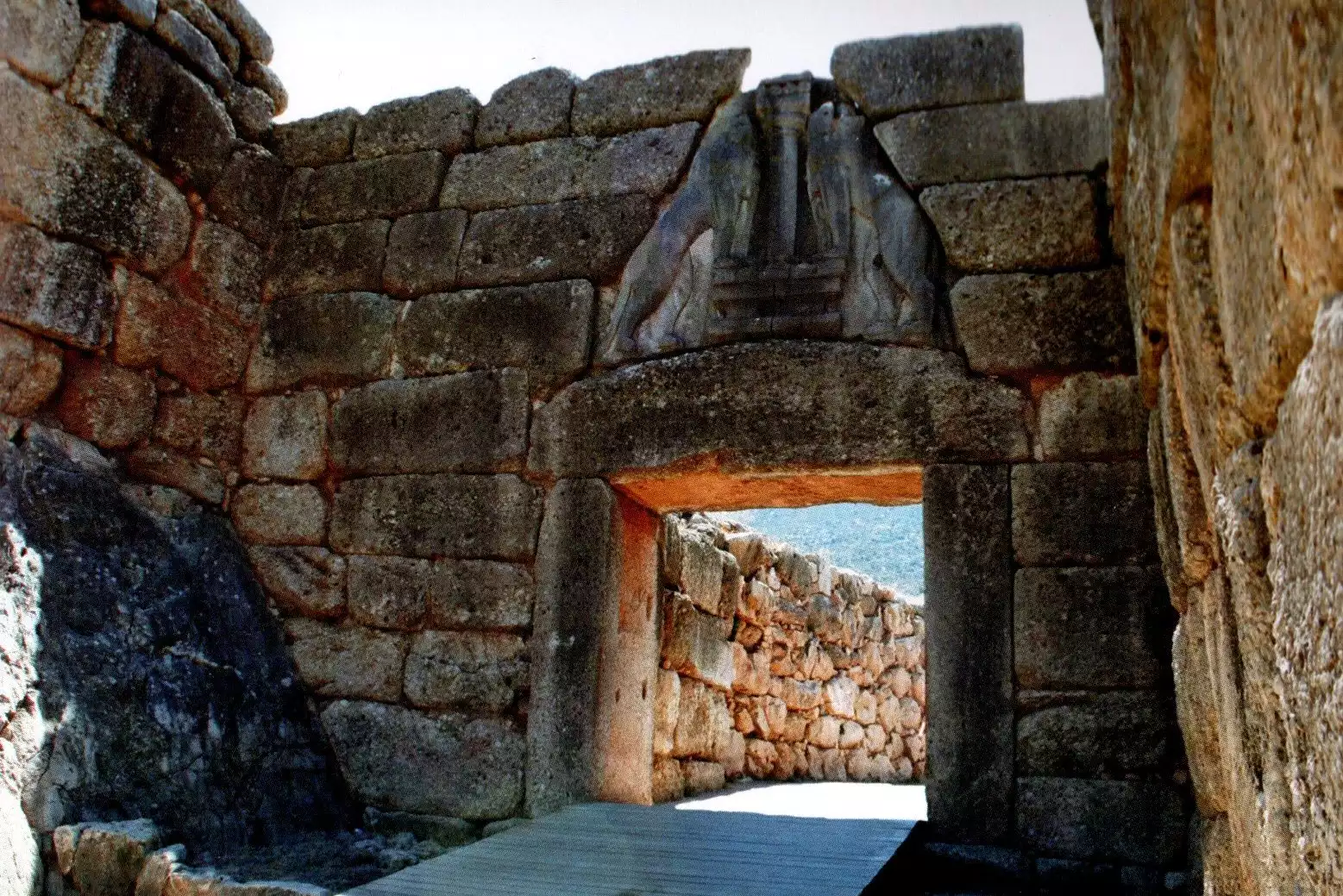 Γεωμετρική Τέχνη & η Γέννηση της Ελλάδας
