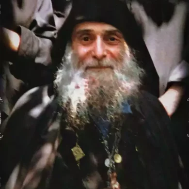 Άγιος Παΐσιος: Θαύματα, Προφητείες, Βίος και Διδαχές