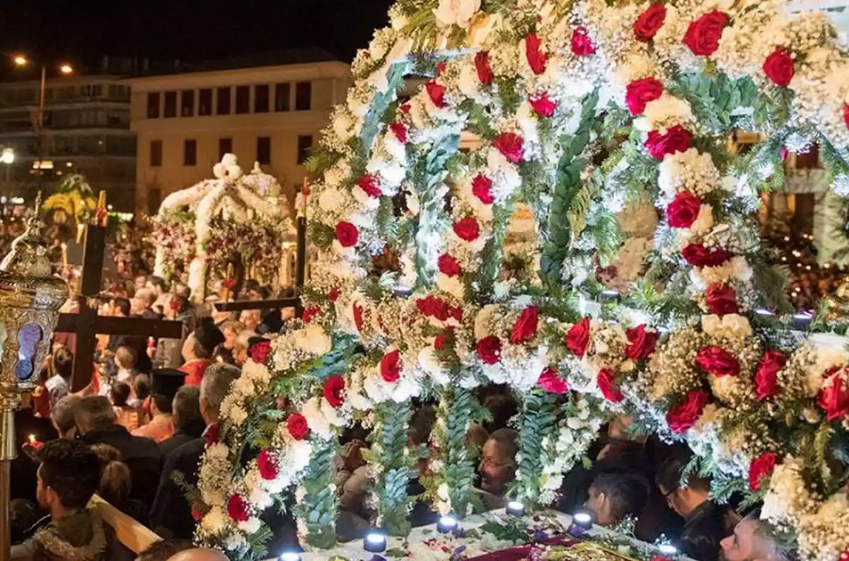 Μεγάλη Παρασκευή: Ο Επιτάφιος Θρήνος